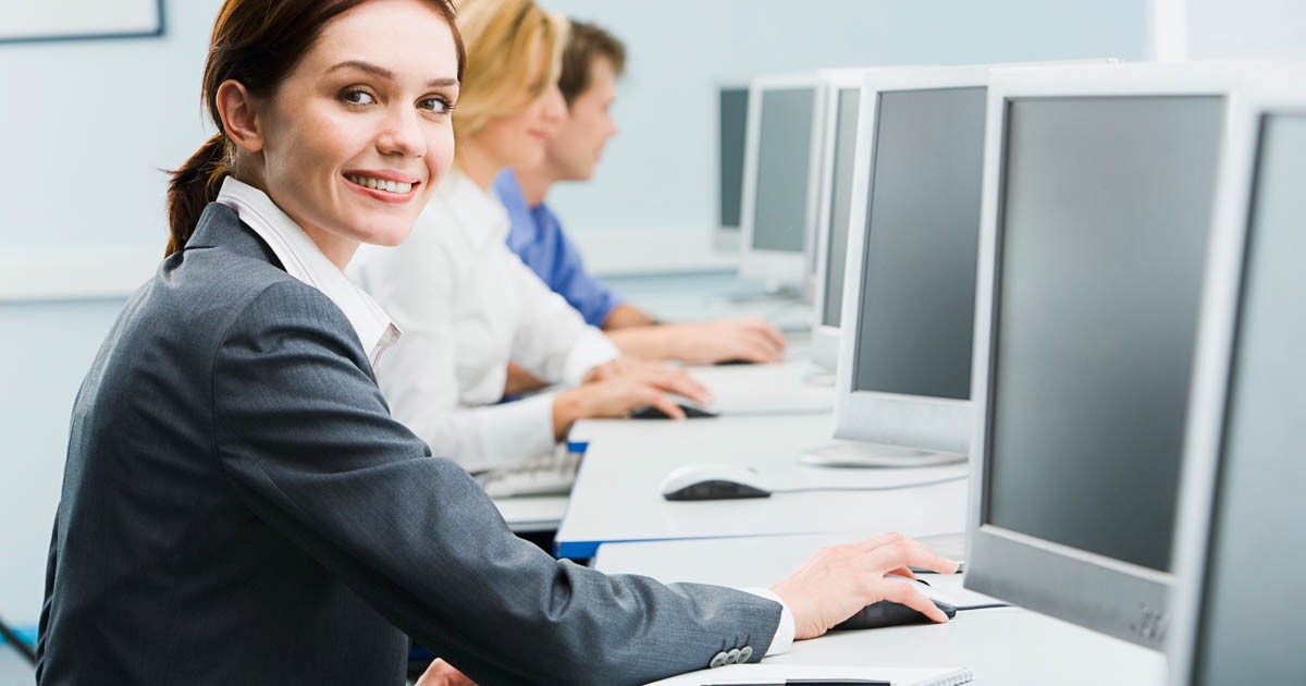 Pracownik biurowy - ocena ryzyka zawodowego na stanowisku pracy